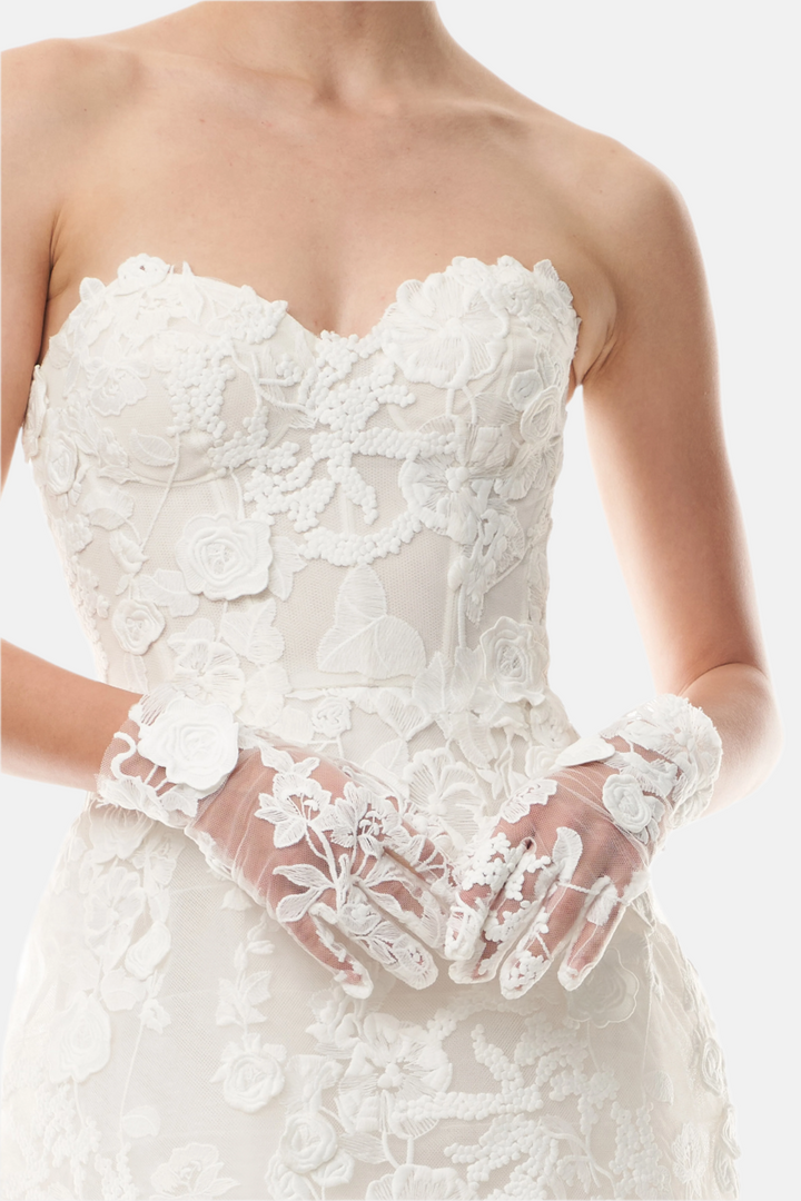 Spring 2026 Bridal Lookbook – Monique Lhuillier