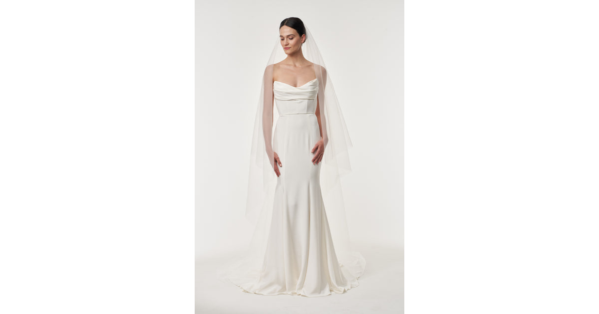 Signature Chapel Length Veil – Monique Lhuillier